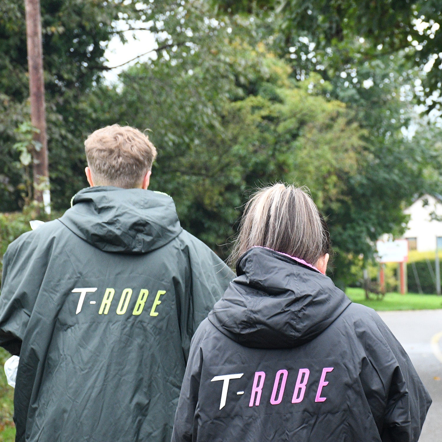 Shop T-Robe Dry Changing Robes at Totalcool – Stay Warm & Dry Outdoors